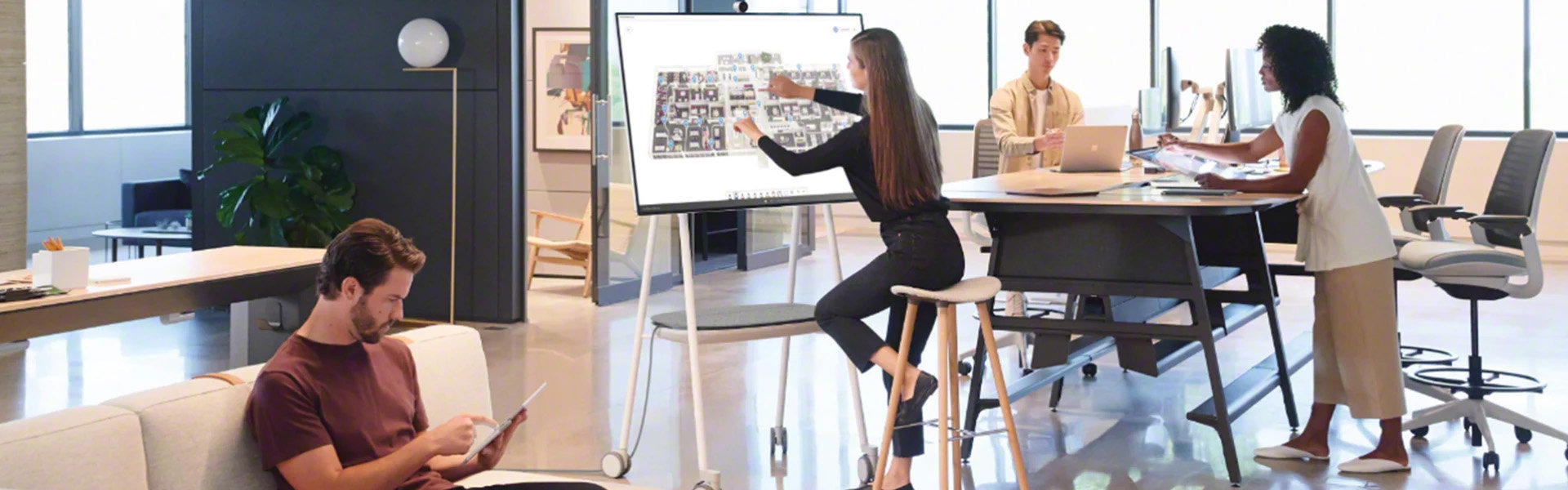 Steelcase® Roam™ Mobile Stand for Microsoft Surface Hub 2