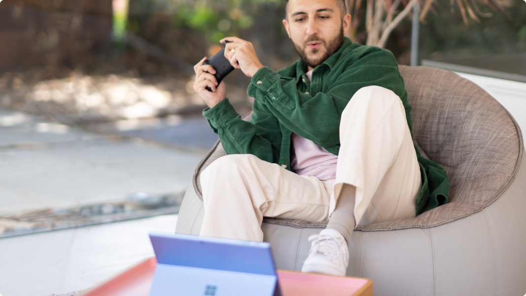 Play – Microsoft Surface