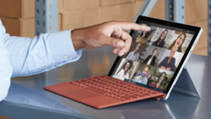 2 in 1 タイプ ラインナップ｜これからもビジネスの標準機 Surface